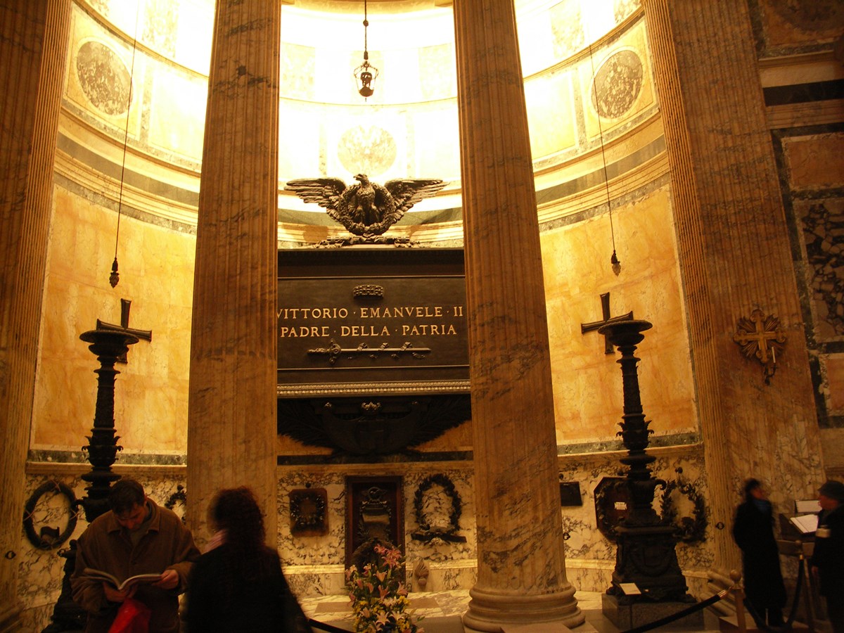 Monuments in Rome: Roman Landmarks from Centuries Past